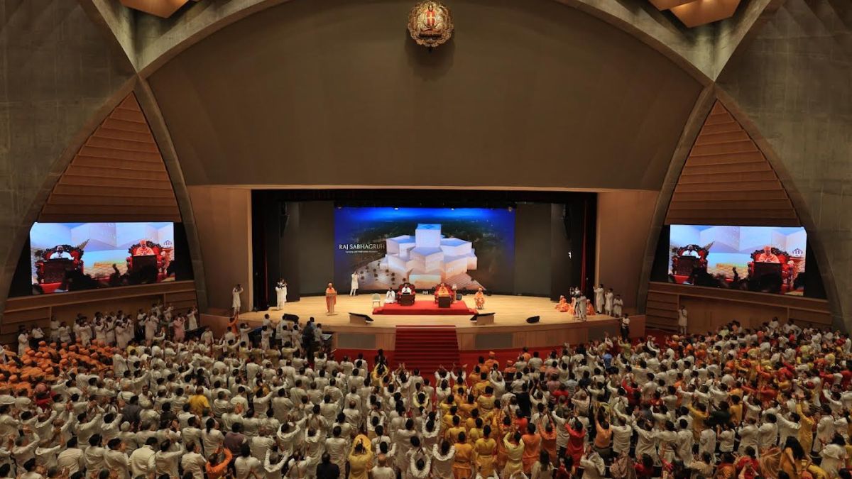 Gujarat : Raj Sabhagruh unveiled at Shrimad Rajchandra Ashram Dharampur ...